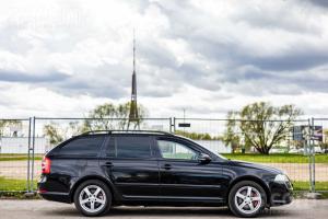 Melns Skoda Octavia 2009 Rīga, ar dzinēja tilpumu 2.00 L un nobraukumu 282 tūkst. km par 10900 €, foto 4 vietnē AUTOMOTO.COM.LV