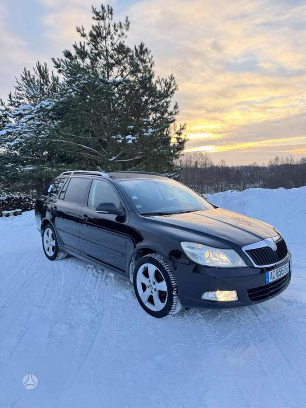 Melns Skoda Octavia 2009 Viļņa, ar dzinēja tilpumu 1.97 L un nobraukumu 277 tūkst. km par 4850 €, foto 1 vietnē AUTOMOTO.COM.LV
