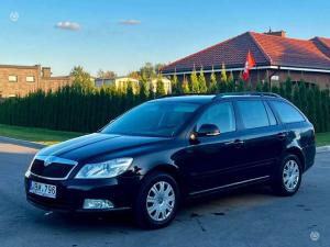 Black Skoda Octavia 2009 in Vilnius, with an engine capacity of 1.60 L and mileage of 340 thousand km for 2550 €, photo  on AUTOMOTO.COM.LV