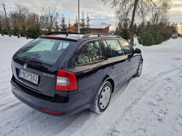 Melns Skoda Octavia 2009 Marijampole, ar dzinēja tilpumu 1.90 L un nobraukumu 241 tūkst. km par 3300 €, foto 4 vietnē AUTOMOTO.COM.LV