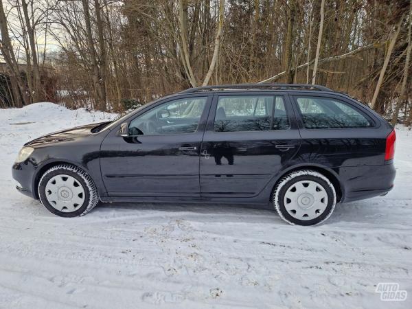Melns Skoda Octavia 2009 Marijampole, ar dzinēja tilpumu 1.90 L un nobraukumu 241 tūkst. km par 3300 €, foto 7 vietnē AUTOMOTO.COM.LV
