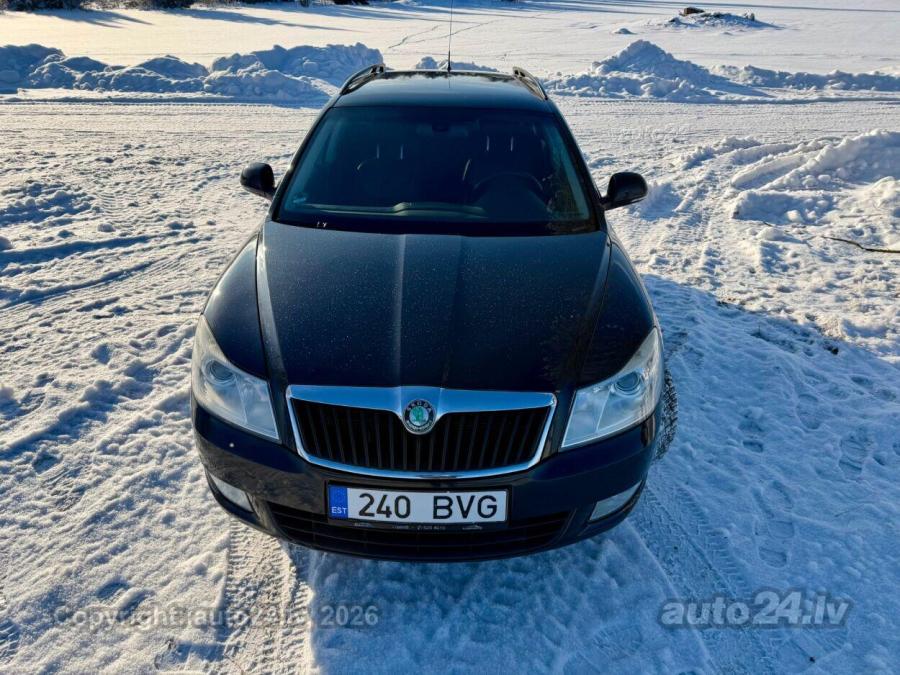 Melns Skoda Octavia 2009 Rakvere, ar dzinēja tilpumu 2.00 L un nobraukumu 247 tūkst. km par 4000 €, foto 2 vietnē AUTOMOTO.COM.LV
