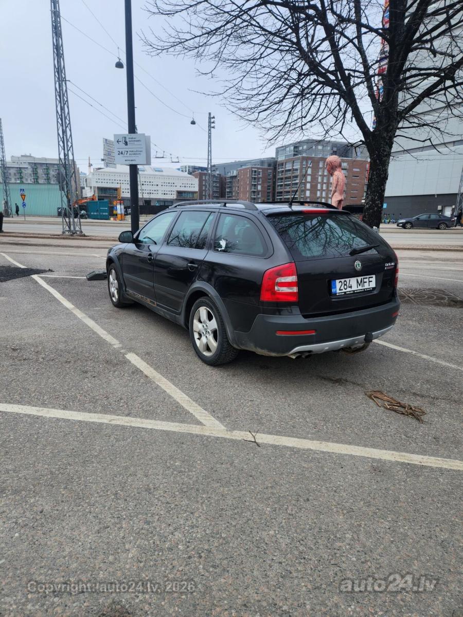 Melns Skoda Octavia 2009 Paide, ar dzinēja tilpumu 2.00 L un nobraukumu 429 tūkst. km par 2000 €, foto 3 vietnē AUTOMOTO.COM.LV