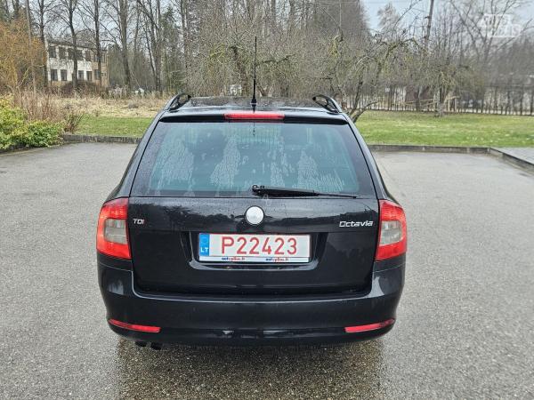 Melns Skoda Octavia 2009 Širvintos, ar dzinēja tilpumu 2.00 L un nobraukumu 292 tūkst. km par 3299 €, foto 5 vietnē AUTOMOTO.COM.LV