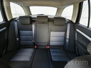 Black Skoda Octavia 2009 in Riga, with an engine capacity of 1.90 L and mileage of 0 thousand km for 4500 €, photo 13 on AUTOMOTO.COM.LV