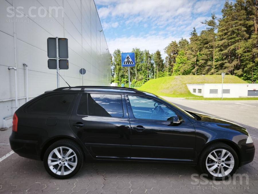 Black Skoda Octavia 2009 in Riga, with an engine capacity of 1.90 L and mileage of 0 thousand km for 4500 €, photo 27 on AUTOMOTO.COM.LV