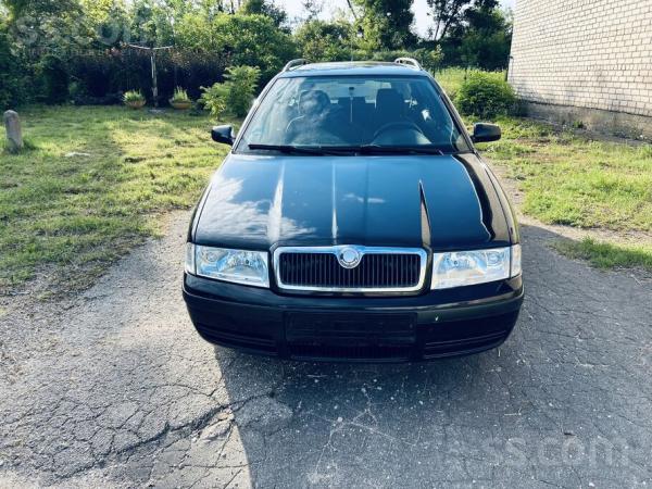 Black Skoda Octavia 2009 in Daugavpils, with an engine capacity of 1.90 L and mileage of 242 thousand km for 1649 €, photo 7 on AUTOMOTO.COM.LV