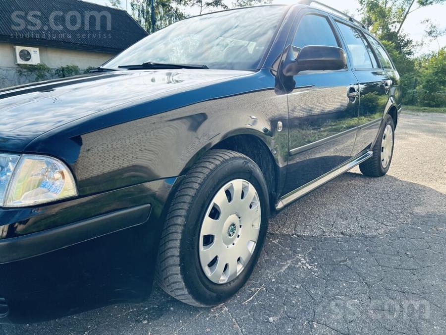 Black Skoda Octavia 2009 in Daugavpils, with an engine capacity of 1.90 L and mileage of 242 thousand km for 1649 €, photo 10 on AUTOMOTO.COM.LV
