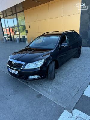 Black Skoda Octavia 2009 in Klaipeda, with an engine capacity of 1.90 L and mileage of 283 thousand km for 3100 €, photo 4 on AUTOMOTO.COM.LV