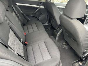 Black Skoda Octavia 2009 in Vilnius, with an engine capacity of 1.60 L and mileage of 268 thousand km for 1899 €, photo 10 on AUTOMOTO.COM.LV