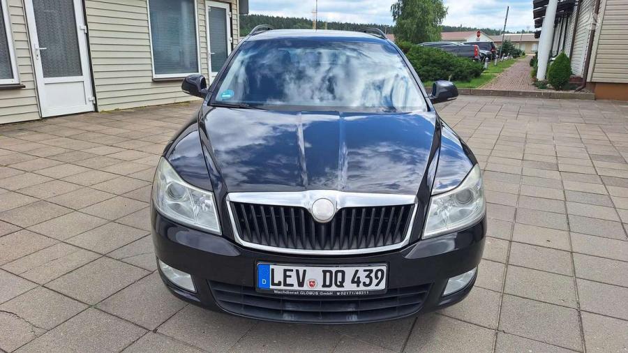 Melns Skoda Octavia 2009 Viļņa, ar dzinēja tilpumu 1.97 L un nobraukumu 285 tūkst. km par 3500 €, foto 4 vietnē AUTOMOTO.COM.LV