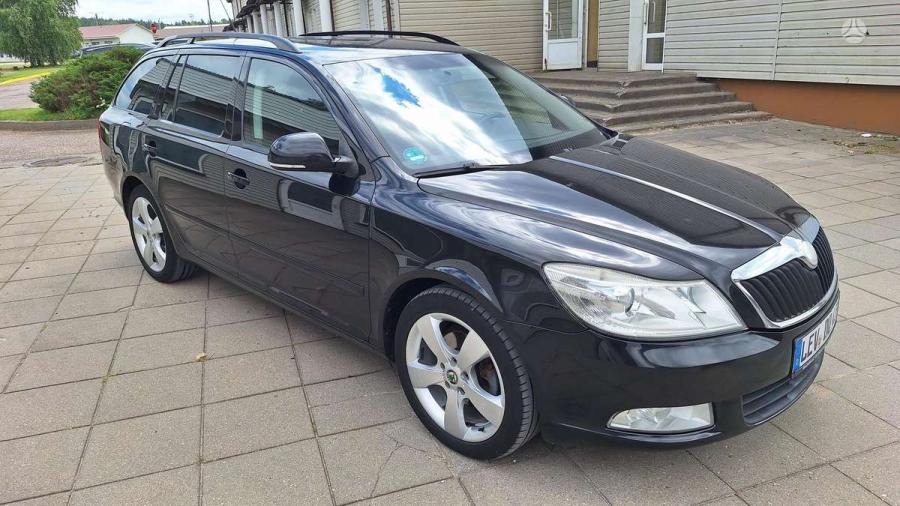 Melns Skoda Octavia 2009 Viļņa, ar dzinēja tilpumu 1.97 L un nobraukumu 285 tūkst. km par 3500 €, foto 6 vietnē AUTOMOTO.COM.LV
