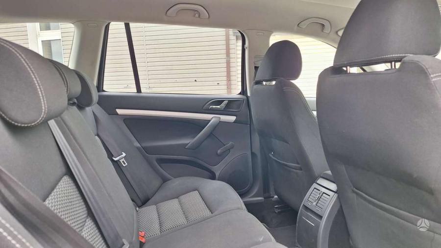 Melns Skoda Octavia 2009 Viļņa, ar dzinēja tilpumu 1.97 L un nobraukumu 285 tūkst. km par 3500 €, foto 24 vietnē AUTOMOTO.COM.LV