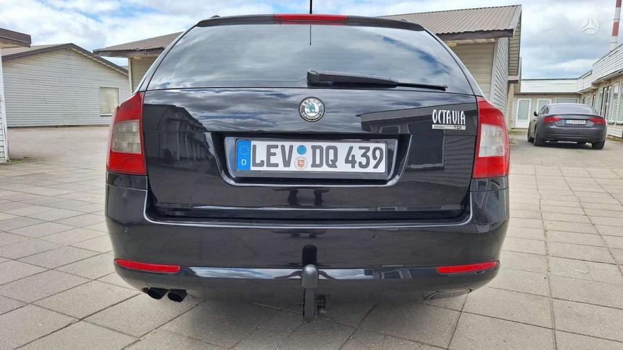 Melns Skoda Octavia 2009 Viļņa, ar dzinēja tilpumu 1.97 L un nobraukumu 285 tūkst. km par 3500 €, foto 37 vietnē AUTOMOTO.COM.LV