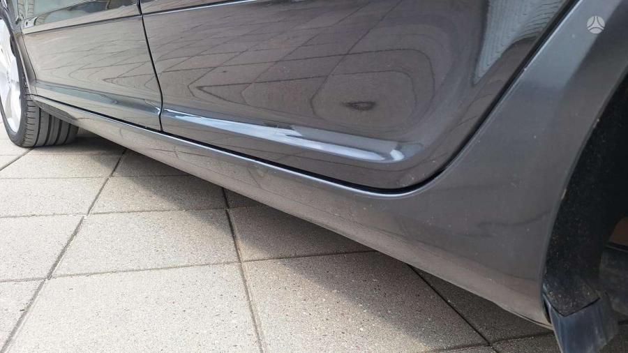 Melns Skoda Octavia 2009 Viļņa, ar dzinēja tilpumu 1.97 L un nobraukumu 285 tūkst. km par 3500 €, foto 40 vietnē AUTOMOTO.COM.LV