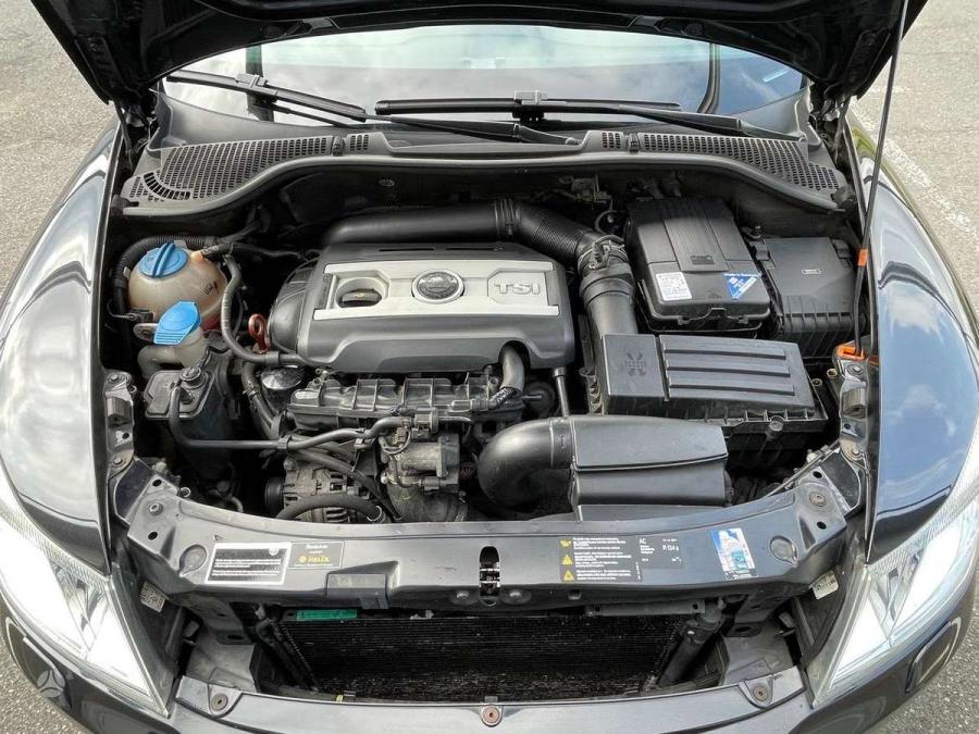 Black Skoda Octavia 2009 in Vilnius, with an engine capacity of 1.80 L and mileage of 250 thousand km for 4950 €, photo 8 on AUTOMOTO.COM.LV