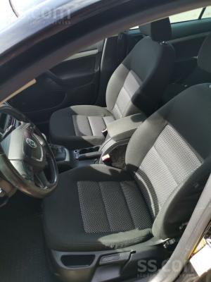 Black Skoda Octavia 2009 in Talsi, with an engine capacity of 1.80 L and mileage of 231 thousand km for 3250 €, photo 10 on AUTOMOTO.COM.LV