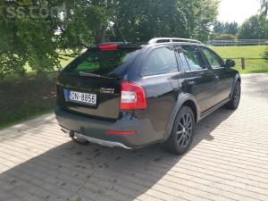 Black Skoda Octavia 2009 in Talsi, with an engine capacity of 1.80 L and mileage of 231 thousand km for 3250 €, photo 13 on AUTOMOTO.COM.LV