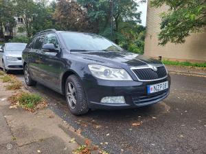 Melns Skoda Octavia 2009 Viļņa, ar dzinēja tilpumu 1.60 L un nobraukumu 193 tūkst. km par 4500 €, foto  vietnē AUTOMOTO.COM.LV