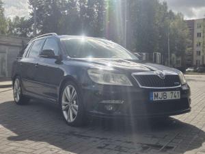 Melns Skoda Octavia 2009 Panevēža, ar dzinēja tilpumu 1.97 L un nobraukumu 282 tūkst. km par 4049 €, foto 3 vietnē AUTOMOTO.COM.LV