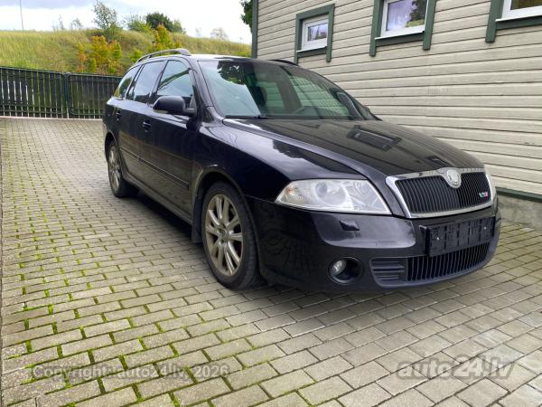 Black Skoda Octavia 2009 in Tallinn, with an engine capacity of 2.00 L and mileage of 280 thousand km for 3990 €, photo 4 on AUTOMOTO.COM.LV