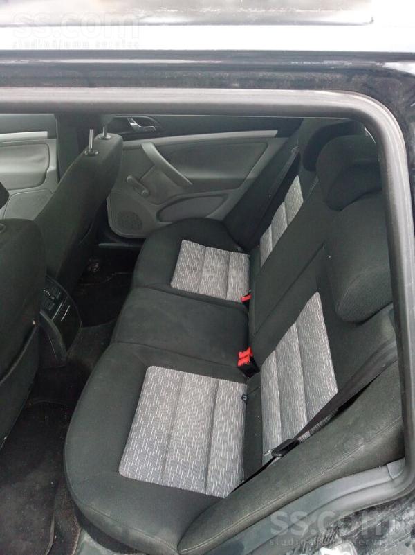 Melns Skoda Octavia 2009 Valmiera, ar dzinēja tilpumu 2.00 L un nobraukumu 398 tūkst. km par 900 €, foto 7 vietnē AUTOMOTO.COM.LV