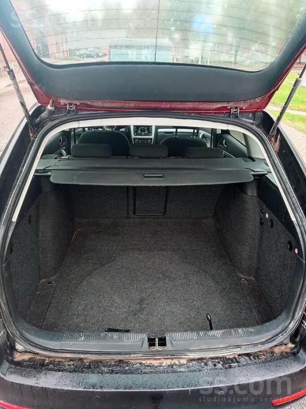 Melns Skoda Octavia 2009 Valmiera, ar dzinēja tilpumu 2.00 L un nobraukumu 398 tūkst. km par 900 €, foto 9 vietnē AUTOMOTO.COM.LV