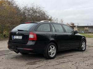 Черный Шкода Октавия 2009 в Огре, объемом двигателя 1.90 л и пробегом 350 тыс. км за 3650 €, фото 5 на AUTOMOTO.COM.LV