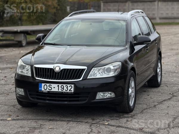 Шкода Октавия 2009 в Огре на AUTOMOTO.COM.LV Черный Шкода Октавия 2009 в Огре, объемом двигателя 1.90 л и пробегом 350 тыс. км за 3650 €, фото 11 на AUTOMOTO.COM.LV