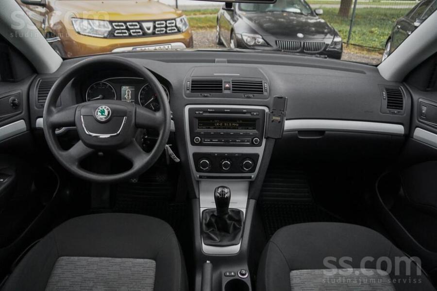 Black Skoda Octavia 2009 in Riga, with an engine capacity of 1.80 L and mileage of 143 thousand km for 4990 €, photo 9 on AUTOMOTO.COM.LV