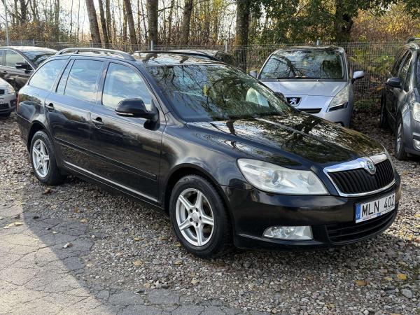 Черный Шкода Октавия 2009 в Вильнюс, объемом двигателя 1.90 л и пробегом 481 тыс. км за 1500 €, фото 1 на AUTOMOTO.COM.LV
