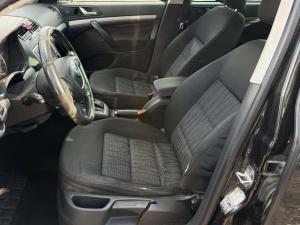 Melns Skoda Octavia 2009 Viļņa, ar dzinēja tilpumu 1.90 L un nobraukumu 481 tūkst. km par 1500 €, foto 8 vietnē AUTOMOTO.COM.LV