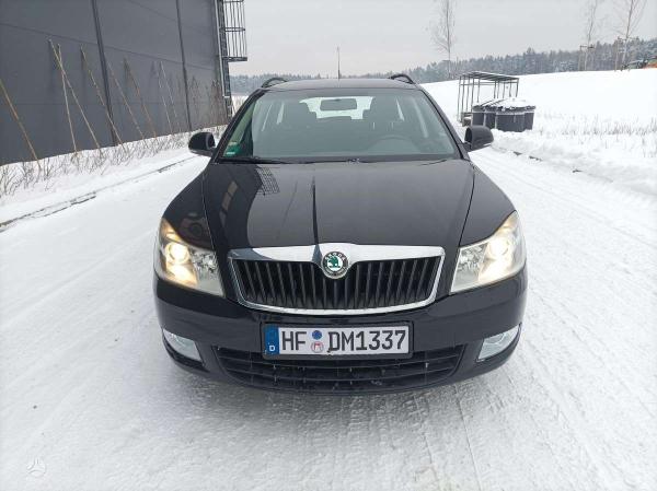 Black Skoda Octavia 2010 in Vilnius, with an engine capacity of 1.90 L and mileage of 260 thousand km for 3950 €, photo 1 on AUTOMOTO.COM.LV