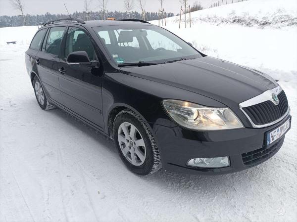 Black Skoda Octavia 2010 in Vilnius, with an engine capacity of 1.90 L and mileage of 260 thousand km for 3950 €, photo 2 on AUTOMOTO.COM.LV