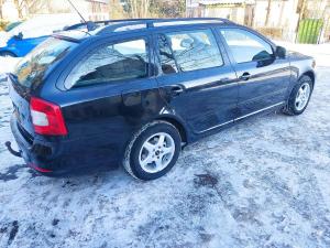 Melns Skoda Octavia 2010 Utena, ar dzinēja tilpumu 1.60 L un nobraukumu 268 tūkst. km par 3300 €, foto 7 vietnē AUTOMOTO.COM.LV