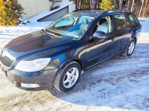 Melns Skoda Octavia 2010 Utena, ar dzinēja tilpumu 1.60 L un nobraukumu 268 tūkst. km par 3300 €, foto 20 vietnē AUTOMOTO.COM.LV