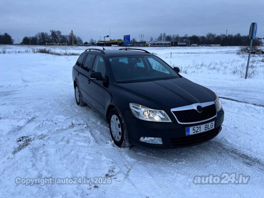 Black Skoda Octavia 2010 in Tallinn, with an engine capacity of 1.60 L and mileage of 359 thousand km for 3300 €, photo 1 on AUTOMOTO.COM.LV