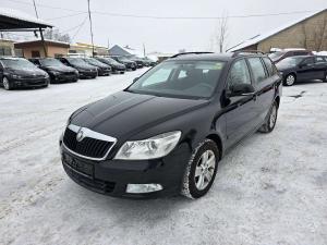Black Skoda Octavia 2010 in Telschi, with an engine capacity of 1.20 L and mileage of 269 thousand km for 2950 €, photo  on AUTOMOTO.COM.LV