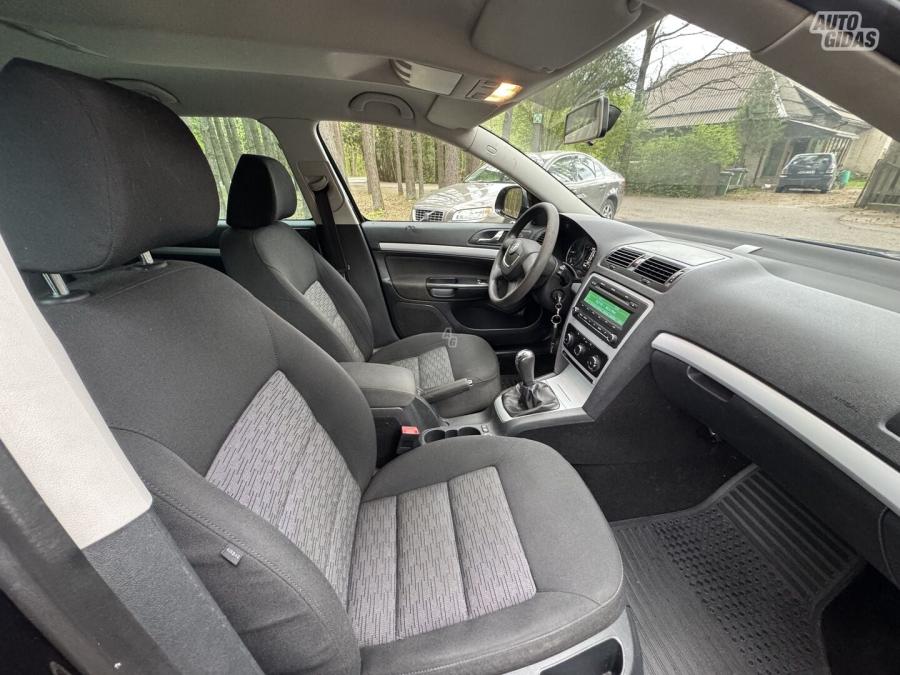 Black Skoda Octavia 2010 in Kaunas, with an engine capacity of 1.60 L and mileage of 245 thousand km for 3250 €, photo 10 on AUTOMOTO.COM.LV