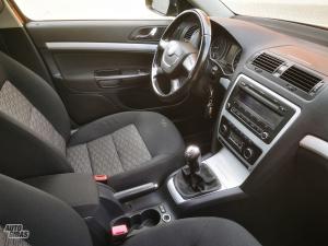 Melns Skoda Octavia 2010 Klaipėda, ar dzinēja tilpumu 1.60 L un nobraukumu 225 tūkst. km par 3850 €, foto 19 vietnē AUTOMOTO.COM.LV