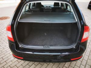 Melns Skoda Octavia 2010 Klaipėda, ar dzinēja tilpumu 1.60 L un nobraukumu 225 tūkst. km par 3850 €, foto 28 vietnē AUTOMOTO.COM.LV