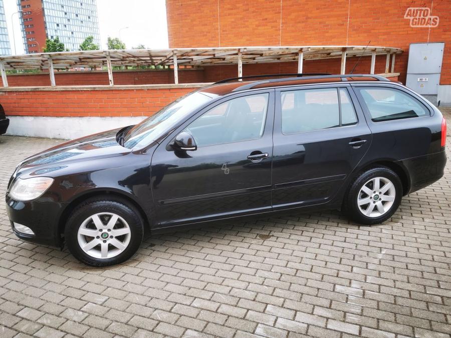 Melns Skoda Octavia 2010 Klaipėda, ar dzinēja tilpumu 1.60 L un nobraukumu 225 tūkst. km par 3850 €, foto 8 vietnē AUTOMOTO.COM.LV