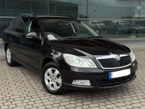Black Skoda Octavia 2010 in Klaipeda, with an engine capacity of 1.97 L and mileage of 291 thousand km for 3950 €, photo  on AUTOMOTO.COM.LV
