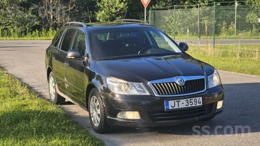 Black Skoda Octavia 2010 in Riga, with an engine capacity of 1.90 L and mileage of 357 thousand km for 1900 €, photo 1 on AUTOMOTO.COM.LV