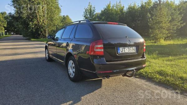 Melns Skoda Octavia 2010 Rīga, ar dzinēja tilpumu 1.90 L un nobraukumu 357 tūkst. km par 1900 €, foto 5 vietnē AUTOMOTO.COM.LV