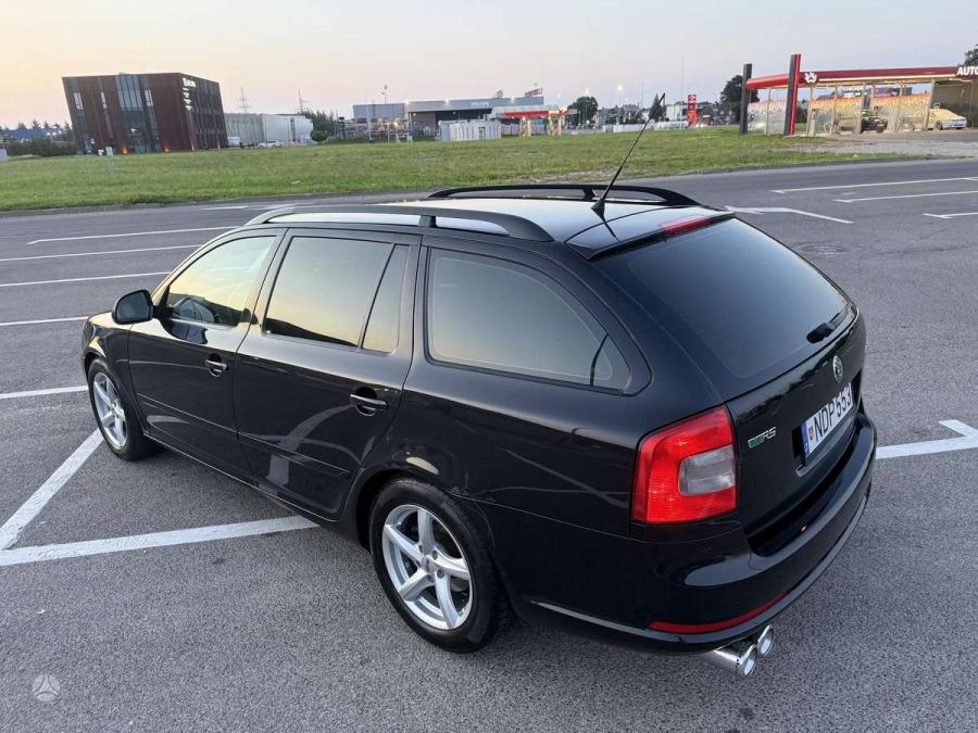Melns Skoda Octavia 2010 Kauņa, ar dzinēja tilpumu 1.97 L un nobraukumu 307 tūkst. km par 5000 €, foto 5 vietnē AUTOMOTO.COM.LV