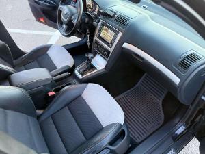 Melns Skoda Octavia 2010 Kauņa, ar dzinēja tilpumu 1.97 L un nobraukumu 307 tūkst. km par 5000 €, foto 16 vietnē AUTOMOTO.COM.LV