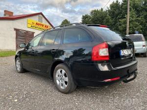 Black Skoda Octavia 2010 in Limbazi, with an engine capacity of 1.20 L and mileage of 233 thousand km for 4250 €, photo 7 on AUTOMOTO.COM.LV