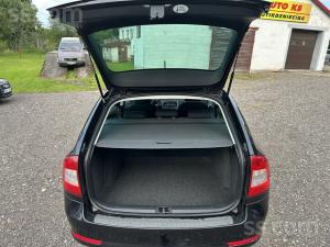 Black Skoda Octavia 2010 in Limbazi, with an engine capacity of 1.20 L and mileage of 233 thousand km for 4250 €, photo 8 on AUTOMOTO.COM.LV