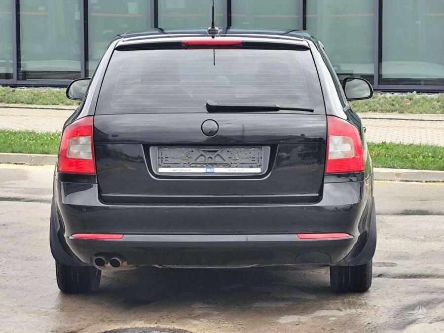 Melns Skoda Octavia 2010 Šauļi, ar dzinēja tilpumu 1.97 L un nobraukumu 288 tūkst. km par 3700 €, foto 8 vietnē AUTOMOTO.COM.LV
